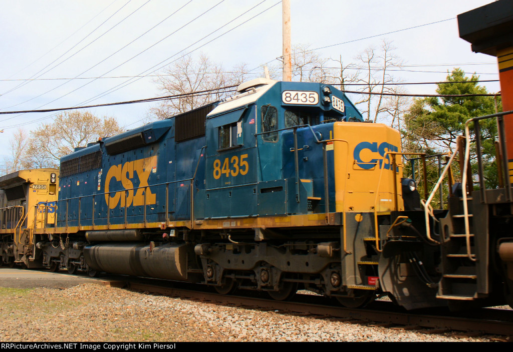 CSX 8435